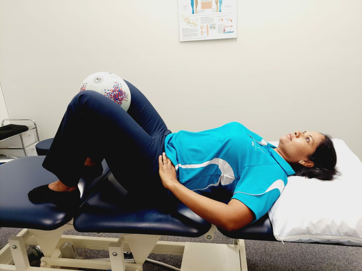 Do these 5 basic pilates exercises for pelvic floor strengthening · Get ...